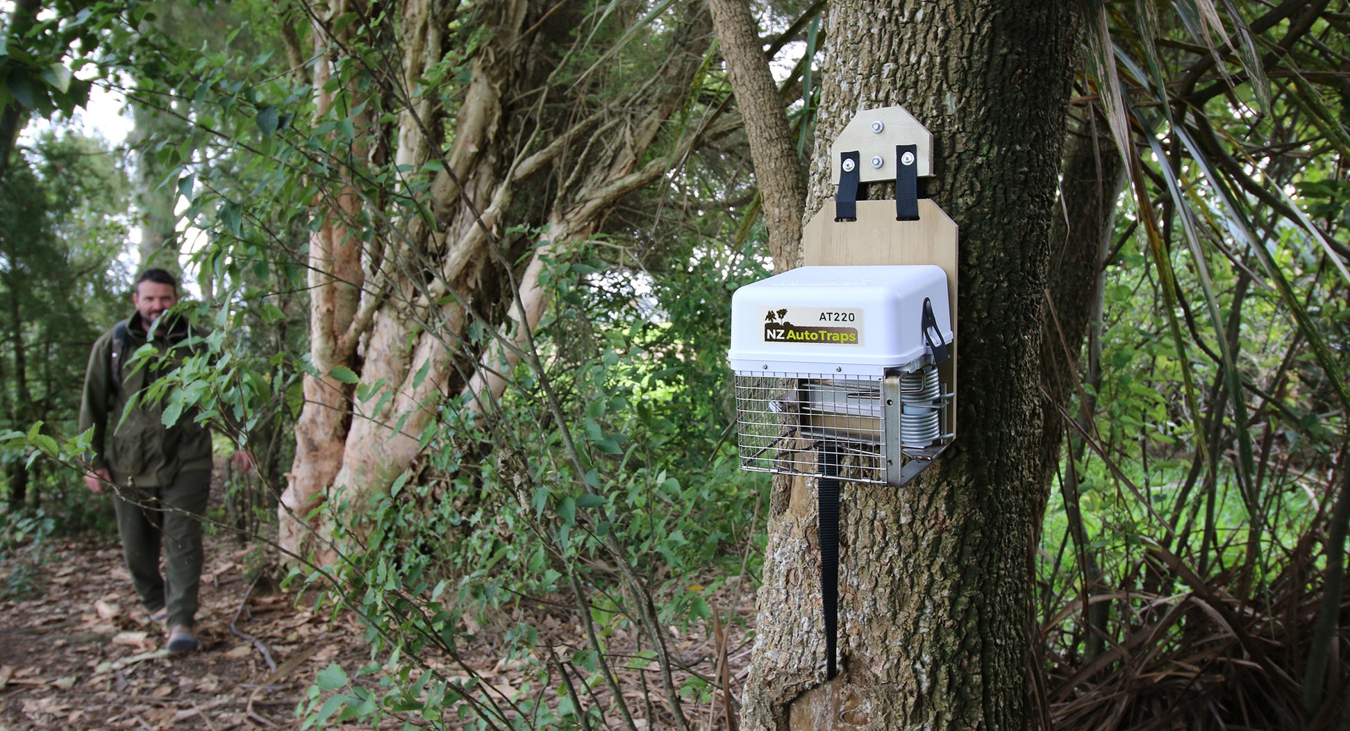 NZ AutoTraps - Automatic self resetting possum and rat trap